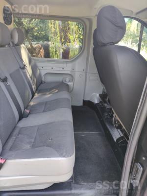 Melns Opel Vivaro 2011 Jēkabpils, ar dzinēja tilpumu 2.00 L un nobraukumu 382 tūkst. km par 6000 €, foto 10 vietnē AUTOMOTO.COM.LV