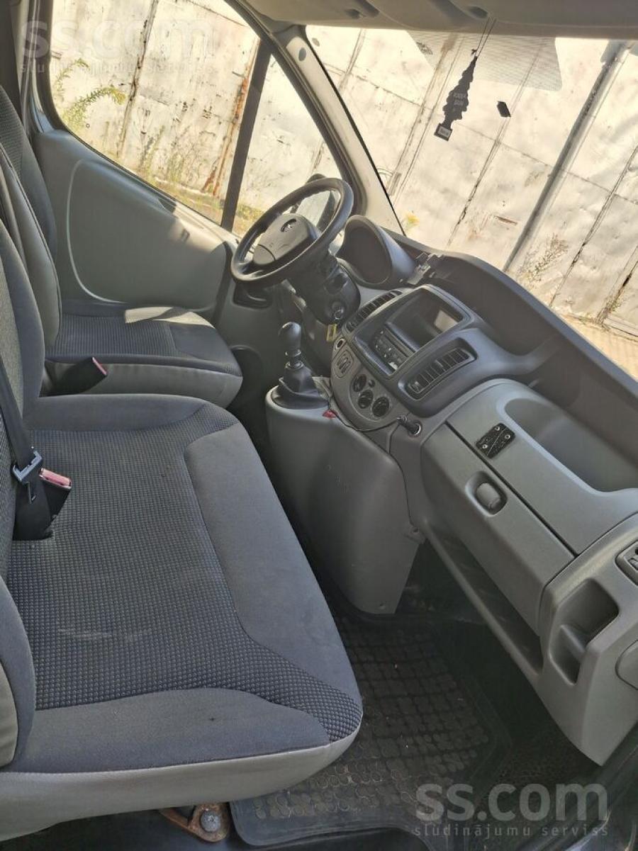 Melns Opel Vivaro 2011 Rīga, ar dzinēja tilpumu 2.00 L un nobraukumu 285 tūkst. km par 3590 €, foto 9 vietnē AUTOMOTO.COM.LV