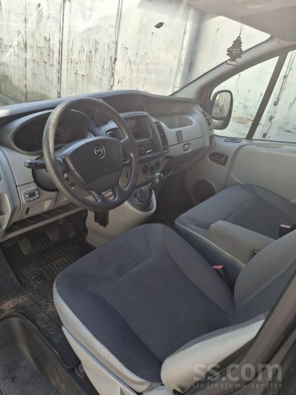 Melns Opel Vivaro 2011 Rīga, ar dzinēja tilpumu 2.00 L un nobraukumu 285 tūkst. km par 3590 €, foto 9 vietnē AUTOMOTO.COM.LV