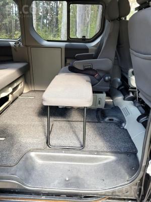 Black Opel Vivaro 2011 in Ventspils, with an engine capacity of 2.50 L and mileage of 291 thousand km for 11500 €, photo 13 on AUTOMOTO.COM.LV