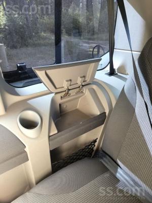 Black Opel Vivaro 2011 in Ventspils, with an engine capacity of 2.50 L and mileage of 291 thousand km for 11500 €, photo 19 on AUTOMOTO.COM.LV