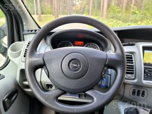 Black Opel Vivaro 2011 in Ventspils, with an engine capacity of 2.50 L and mileage of 291 thousand km for 11500 €, photo 28 on AUTOMOTO.COM.LV