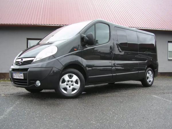 Melns Opel Vivaro 2012 Sigulda, ar dzinēja tilpumu 2.00 L un nobraukumu 250 tūkst. km par 11950 €, foto 1 vietnē AUTOMOTO.COM.LV