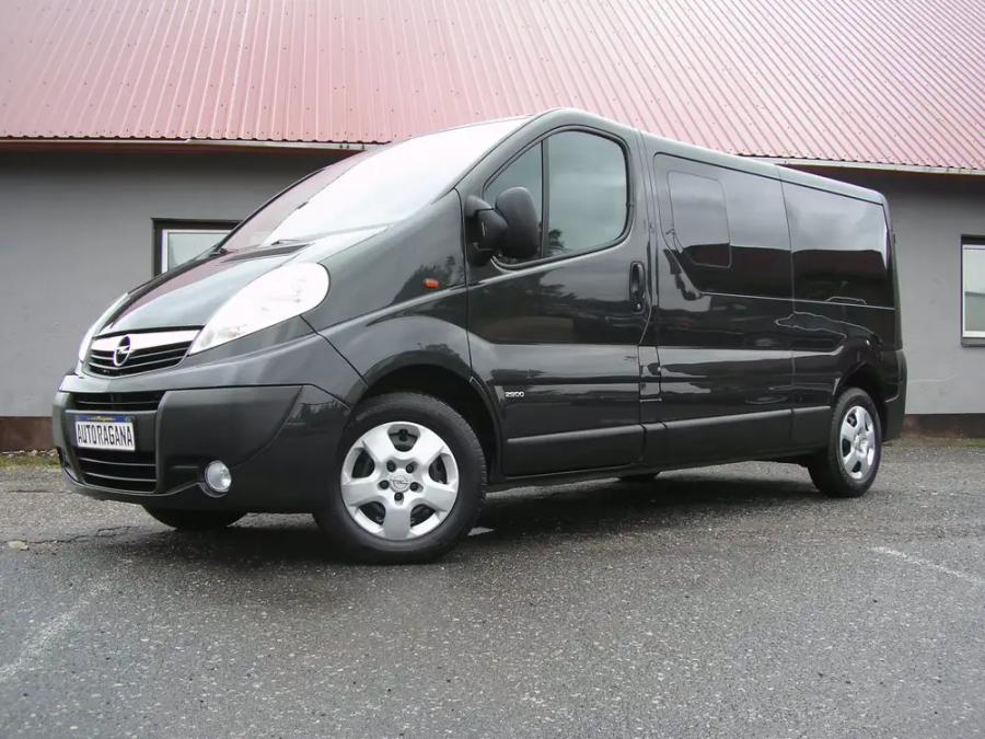Melns Opel Vivaro 2012 Sigulda, ar dzinēja tilpumu 2.00 L un nobraukumu 250 tūkst. km par 11950 €, foto 1 vietnē AUTOMOTO.COM.LV