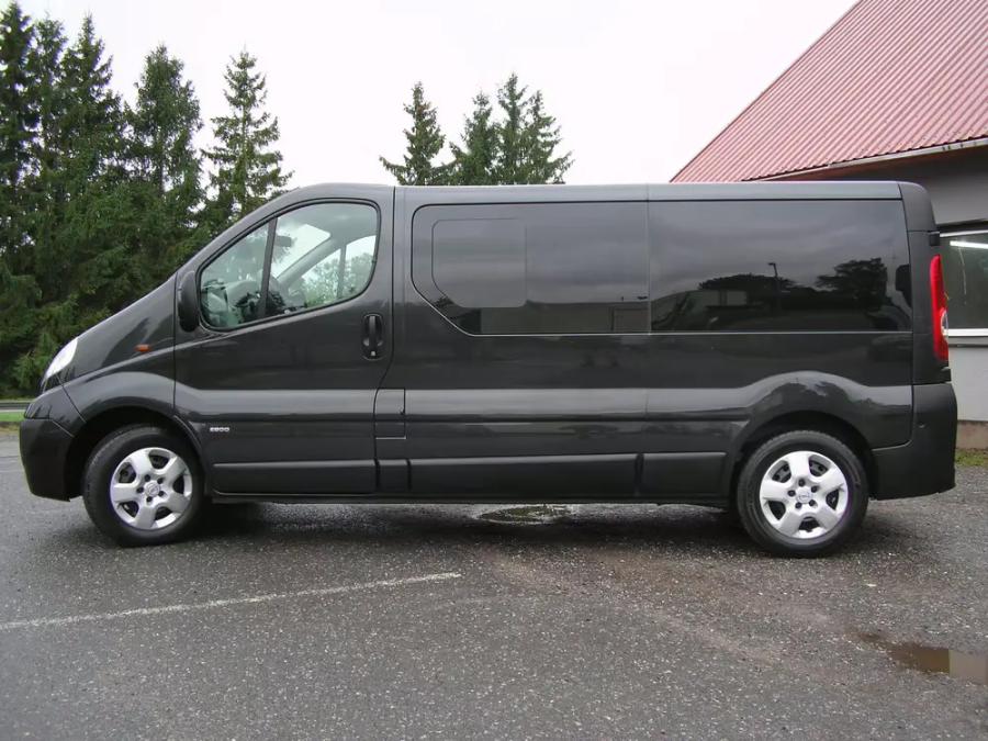 Melns Opel Vivaro 2012 Sigulda, ar dzinēja tilpumu 2.00 L un nobraukumu 250 tūkst. km par 11950 €, foto 9 vietnē AUTOMOTO.COM.LV