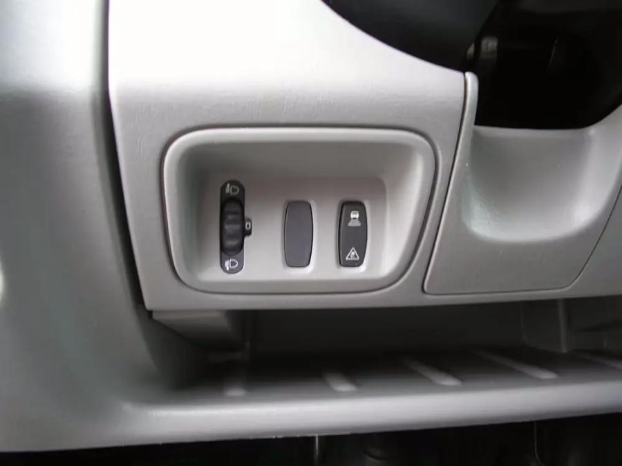 Melns Opel Vivaro 2012 Sigulda, ar dzinēja tilpumu 2.00 L un nobraukumu 250 tūkst. km par 11950 €, foto 19 vietnē AUTOMOTO.COM.LV