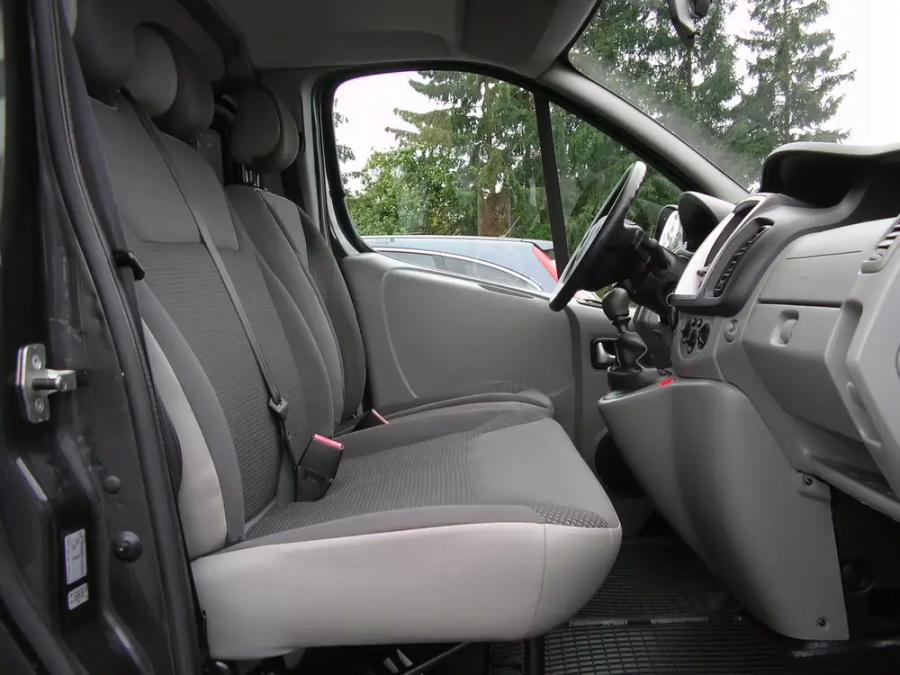 Melns Opel Vivaro 2012 Sigulda, ar dzinēja tilpumu 2.00 L un nobraukumu 250 tūkst. km par 11950 €, foto 27 vietnē AUTOMOTO.COM.LV