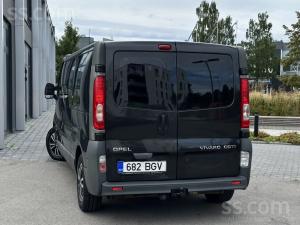 Melns Opel Vivaro 2012 Tallina, ar dzinēja tilpumu 2.00 L un nobraukumu 392 tūkst. km par 6999 €, foto 8 vietnē AUTOMOTO.COM.LV