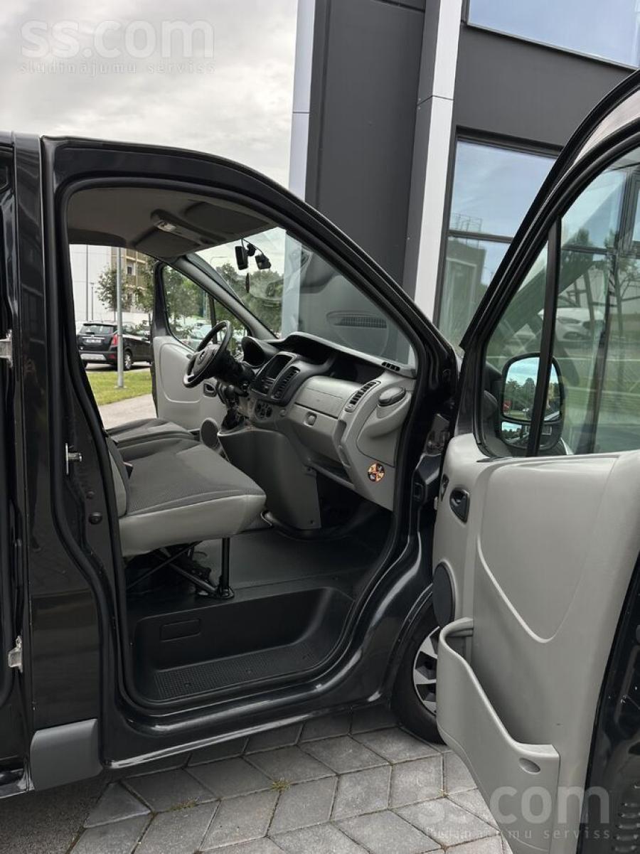 Melns Opel Vivaro 2012 Tallina, ar dzinēja tilpumu 2.00 L un nobraukumu 392 tūkst. km par 6999 €, foto 15 vietnē AUTOMOTO.COM.LV