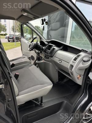 Melns Opel Vivaro 2012 Tallina, ar dzinēja tilpumu 2.00 L un nobraukumu 392 tūkst. km par 6999 €, foto 16 vietnē AUTOMOTO.COM.LV