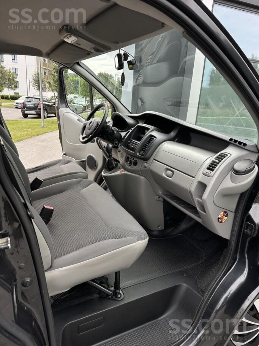 Melns Opel Vivaro 2012 Tallina, ar dzinēja tilpumu 2.00 L un nobraukumu 392 tūkst. km par 6999 €, foto 16 vietnē AUTOMOTO.COM.LV