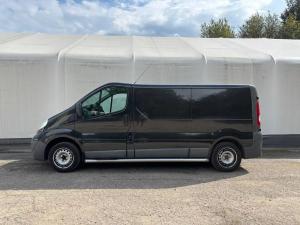 Melns Opel Vivaro 2012 Ogre, ar dzinēja tilpumu 2.00 L un nobraukumu 232 tūkst. km par 5250 €, foto 3 vietnē AUTOMOTO.COM.LV