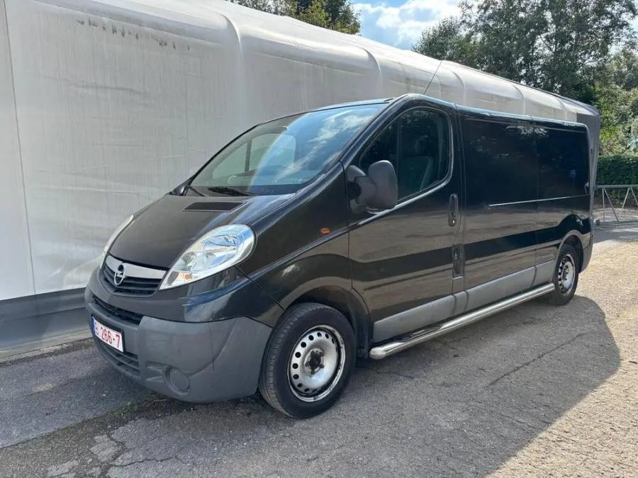 Melns Opel Vivaro 2012 Ogre, ar dzinēja tilpumu 2.00 L un nobraukumu 232 tūkst. km par 5250 €, foto 5 vietnē AUTOMOTO.COM.LV