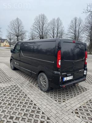 Melns Opel Vivaro 2012 Ventspils, ar dzinēja tilpumu 2.00 L un nobraukumu 351 tūkst. km par 4600 €, foto  vietnē AUTOMOTO.COM.LV