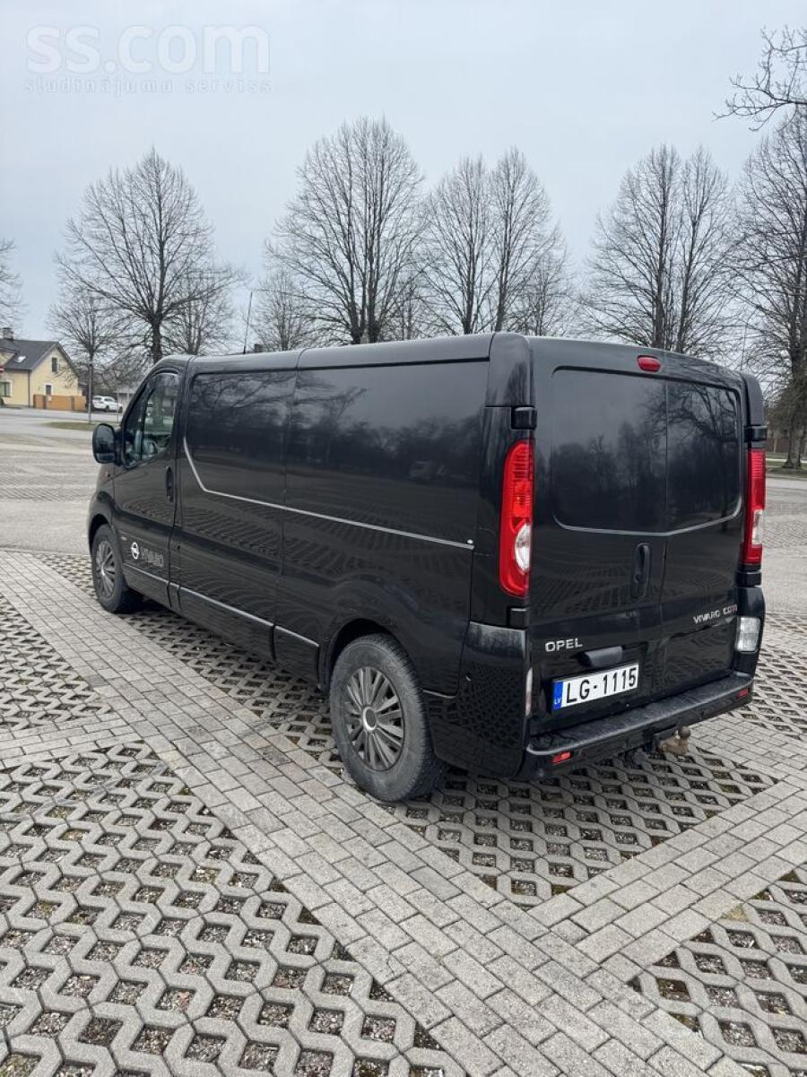 Melns Opel Vivaro 2012 Ventspils, ar dzinēja tilpumu 2.00 L un nobraukumu 351 tūkst. km par 4600 €, foto 1 vietnē AUTOMOTO.COM.LV