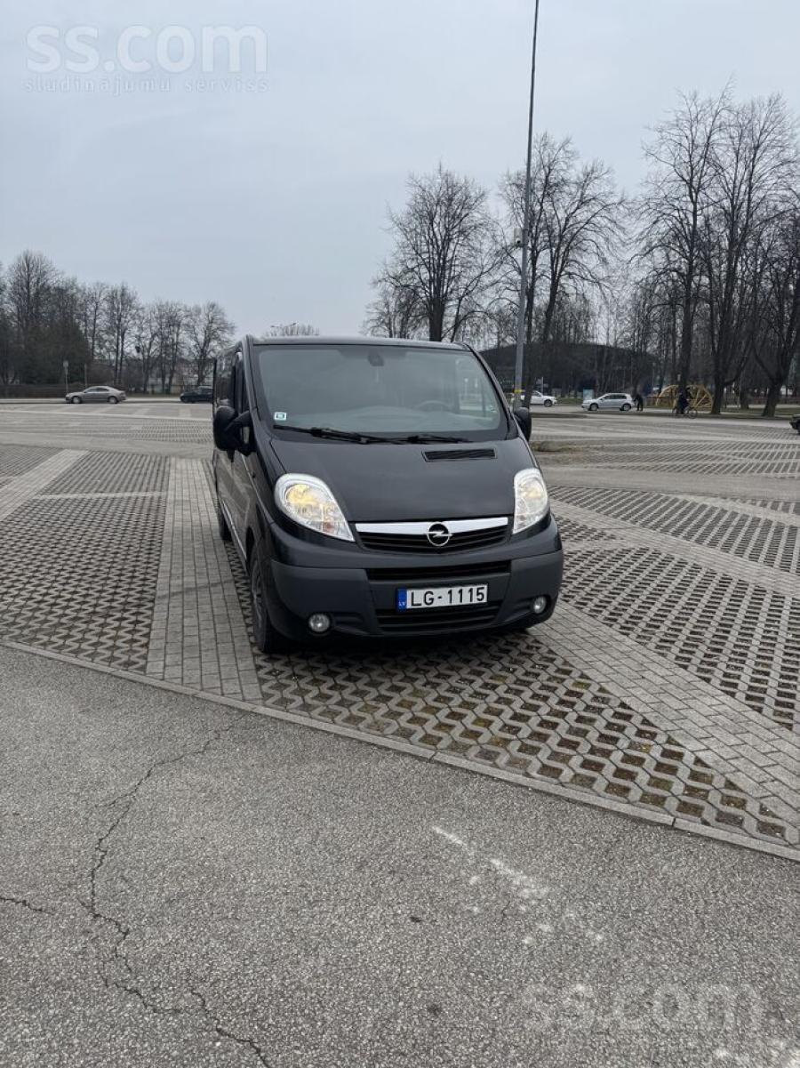 Melns Opel Vivaro 2012 Ventspils, ar dzinēja tilpumu 2.00 L un nobraukumu 351 tūkst. km par 4600 €, foto 5 vietnē AUTOMOTO.COM.LV