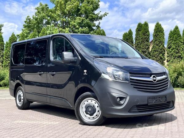 Black Opel Vivaro 2015 in Jelgava, with an engine capacity of 1.60 L and mileage of 213 thousand km for 12590 €, photo 3 on AUTOMOTO.COM.LV