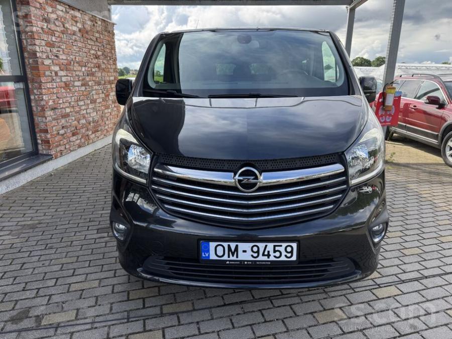 Black Opel Vivaro 2015 in Talsi, with an engine capacity of 1.60 L and mileage of 0 thousand km for 9995 €, photo 3 on AUTOMOTO.COM.LV
