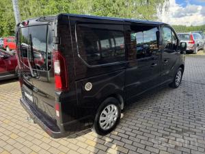 Black Opel Vivaro 2015 in Talsi, with an engine capacity of 1.60 L and mileage of 0 thousand km for 9995 €, photo 5 on AUTOMOTO.COM.LV