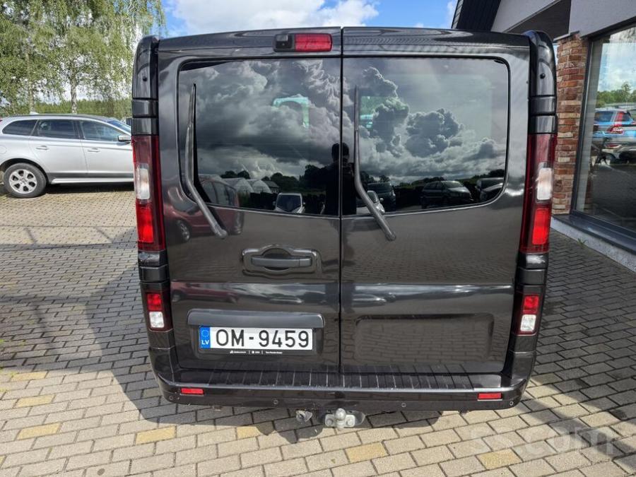 Black Opel Vivaro 2015 in Talsi, with an engine capacity of 1.60 L and mileage of 0 thousand km for 9995 €, photo 6 on AUTOMOTO.COM.LV