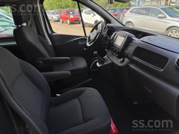 Black Opel Vivaro 2015 in Talsi, with an engine capacity of 1.60 L and mileage of 0 thousand km for 9995 €, photo 10 on AUTOMOTO.COM.LV