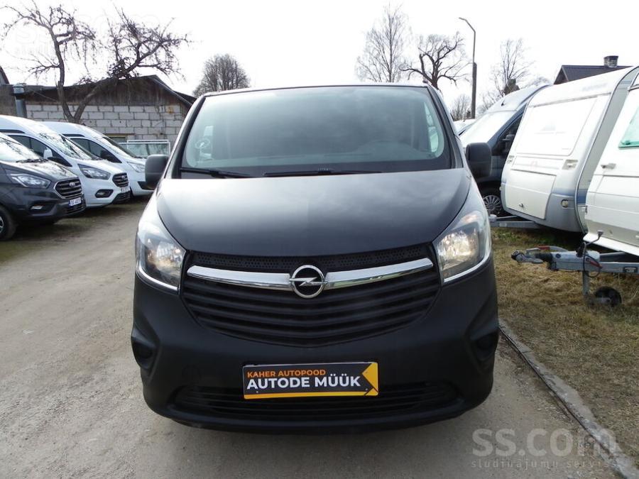 Black Opel Vivaro 2015 in Valka, with an engine capacity of 1.60 L and mileage of 179 thousand km for 7500 €, photo 3 on AUTOMOTO.COM.LV
