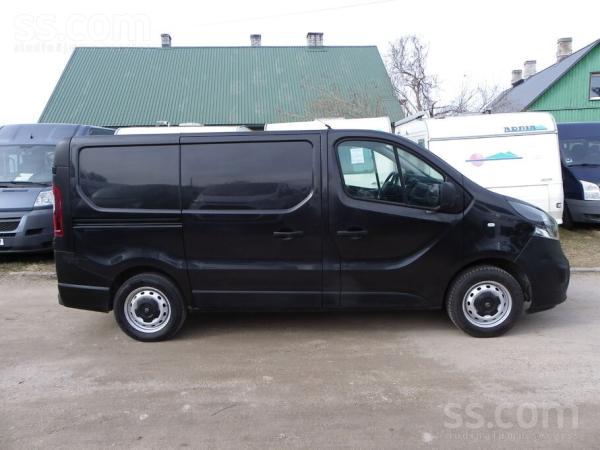 Black Opel Vivaro 2015 in Valka, with an engine capacity of 1.60 L and mileage of 179 thousand km for 7500 €, photo 4 on AUTOMOTO.COM.LV