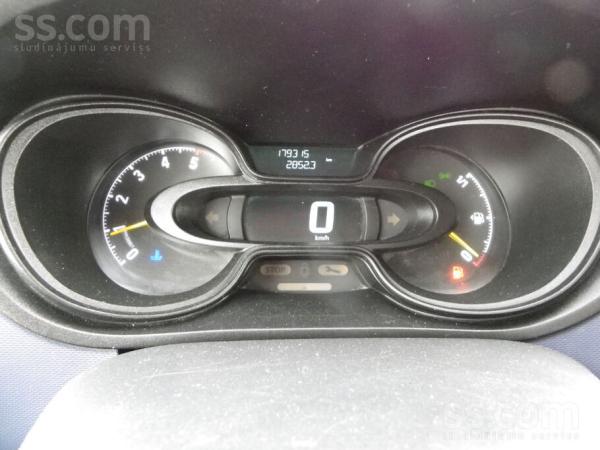 Black Opel Vivaro 2015 in Valka, with an engine capacity of 1.60 L and mileage of 179 thousand km for 7500 €, photo 9 on AUTOMOTO.COM.LV