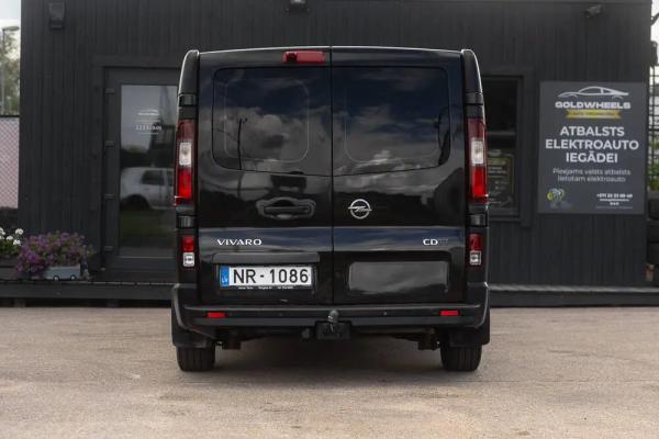 Melns Opel Vivaro 2015 Jelgava, ar dzinēja tilpumu 1.60 L un nobraukumu 298 tūkst. km par 10000 €, foto 5 vietnē AUTOMOTO.COM.LV