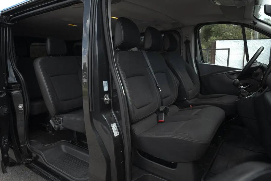Melns Opel Vivaro 2015 Jelgava, ar dzinēja tilpumu 1.60 L un nobraukumu 298 tūkst. km par 10000 €, foto 9 vietnē AUTOMOTO.COM.LV