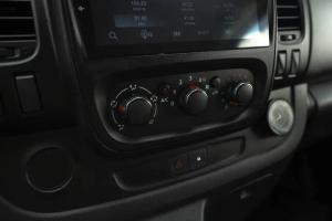 Melns Opel Vivaro 2015 Jelgava, ar dzinēja tilpumu 1.60 L un nobraukumu 298 tūkst. km par 10000 €, foto 18 vietnē AUTOMOTO.COM.LV