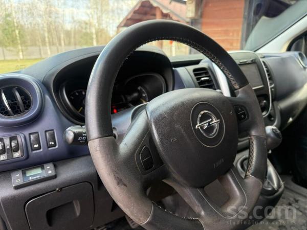 Black Opel Vivaro 2016 in Riga, with an engine capacity of 1.60 L and mileage of 0 thousand km for 6550 €, photo 5 on AUTOMOTO.COM.LV