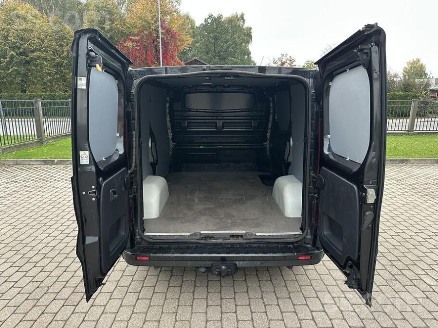 Melns Opel Vivaro 2016 Jelgava, ar dzinēja tilpumu 1.60 L un nobraukumu 258 tūkst. km par 5950 €, foto 9 vietnē AUTOMOTO.COM.LV