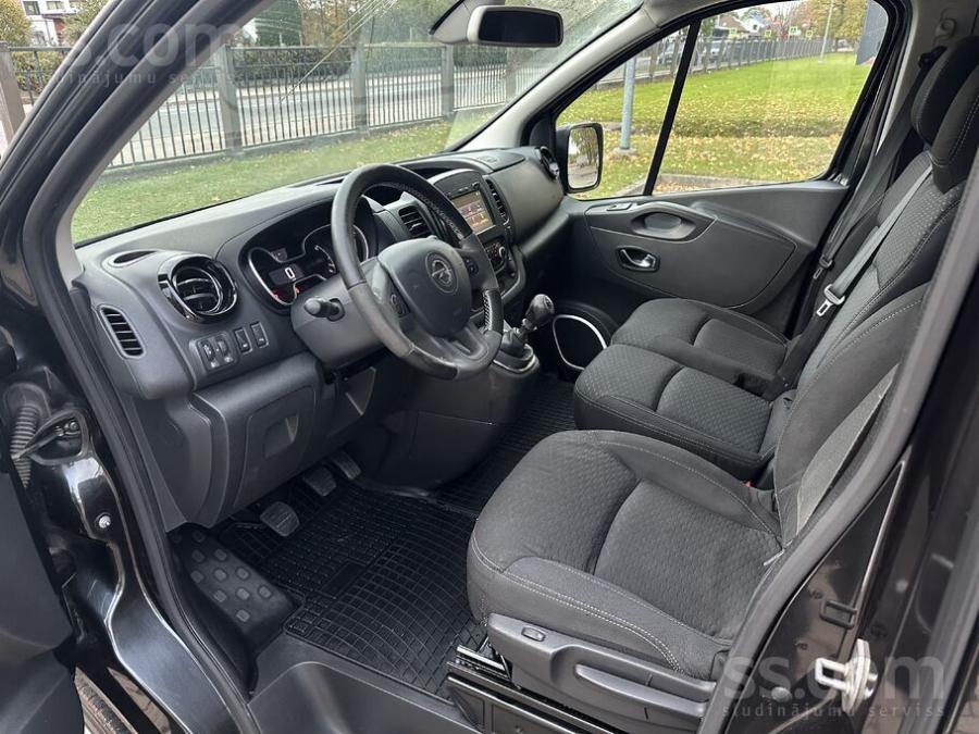 Melns Opel Vivaro 2016 Jelgava, ar dzinēja tilpumu 1.60 L un nobraukumu 258 tūkst. km par 5950 €, foto 10 vietnē AUTOMOTO.COM.LV