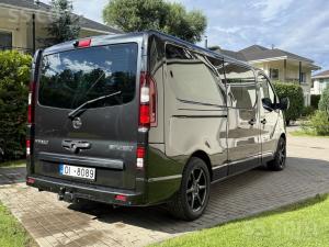 Black Opel Vivaro 2017 in Riga, with an engine capacity of 1.60 L and mileage of 130 thousand km for 15800 €, photo 10 on AUTOMOTO.COM.LV