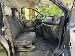 Black Opel Vivaro 2017 in Riga, with an engine capacity of 1.60 L and mileage of 130 thousand km for 15800 €, photo 21 on AUTOMOTO.COM.LV