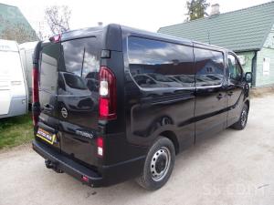 Black Opel Vivaro 2018 in Valka, with an engine capacity of 1.60 L and mileage of 214 thousand km for 9500 €, photo 7 on AUTOMOTO.COM.LV