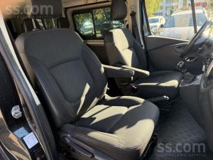 Black Opel Vivaro 2020 in Riga, with an engine capacity of 1.60 L and mileage of 137 thousand km for 15700 €, photo 12 on AUTOMOTO.COM.LV