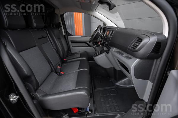Melns Opel Vivaro 2022 Jelgava, ar dzinēja tilpumu 2.00 L un nobraukumu 0 tūkst. km par 13900 €, foto 9 vietnē AUTOMOTO.COM.LV