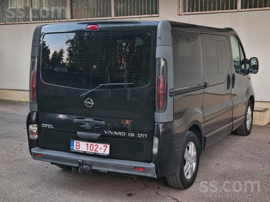 Black Opel Vivaro 2003 in Ogre, with an engine capacity of 1.90 L and mileage of 320 thousand km for 6650 €, photo 9 on AUTOMOTO.COM.LV