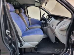 Black Opel Vivaro 2003 in Ogre, with an engine capacity of 1.90 L and mileage of 320 thousand km for 6650 €, photo 10 on AUTOMOTO.COM.LV