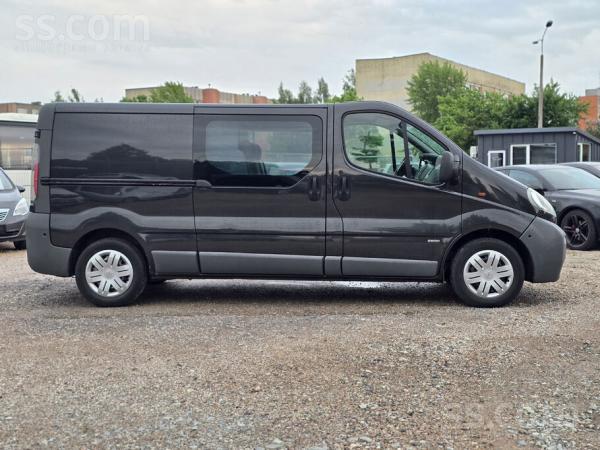 Melns Opel Vivaro 2005 Liepāja, ar dzinēja tilpumu 1.90 L un nobraukumu 0 tūkst. km par 5490 €, foto 5 vietnē AUTOMOTO.COM.LV