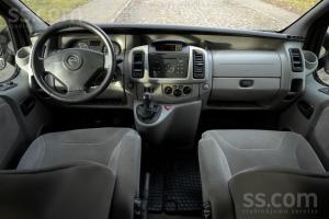 Black Opel Vivaro 2005 in Jelgava, with an engine capacity of 1.90 L and mileage of 365 thousand km for 4500 €, photo 9 on AUTOMOTO.COM.LV