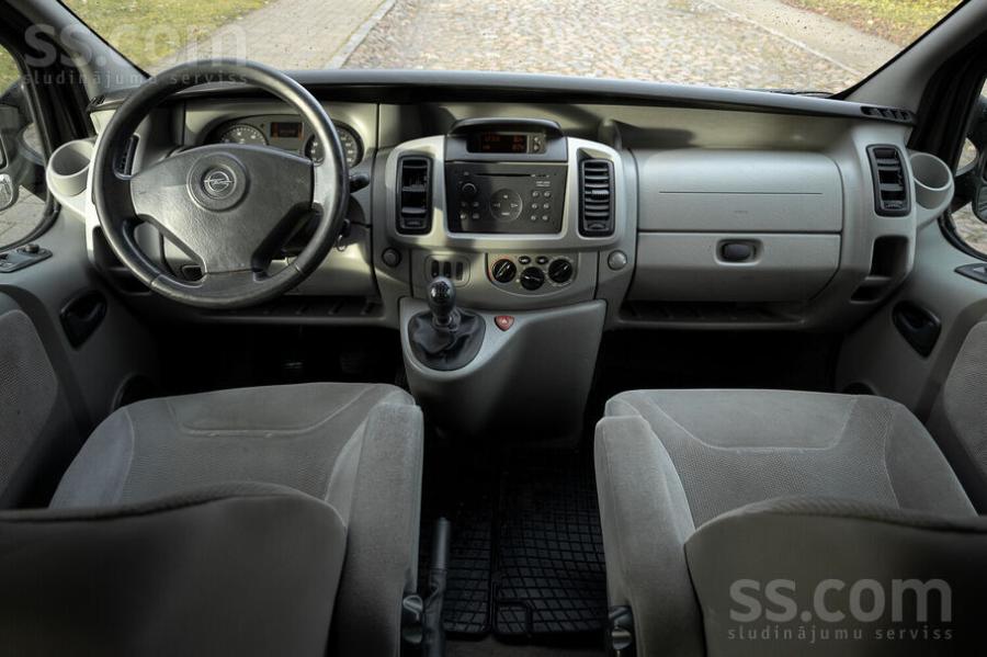Black Opel Vivaro 2005 in Jelgava, with an engine capacity of 1.90 L and mileage of 365 thousand km for 4500 €, photo 9 on AUTOMOTO.COM.LV