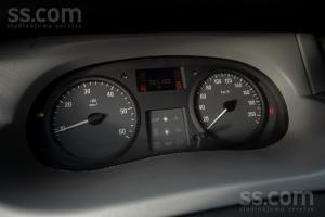 Black Opel Vivaro 2005 in Jelgava, with an engine capacity of 1.90 L and mileage of 365 thousand km for 4500 €, photo 10 on AUTOMOTO.COM.LV