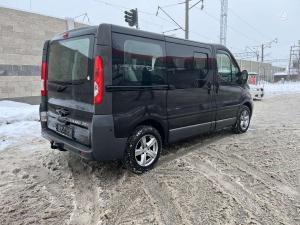 Black Opel Vivaro 2006 in Vilnius, with an engine capacity of 2.00 L and mileage of 266 thousand km for 5800 €, photo 5 on AUTOMOTO.COM.LV