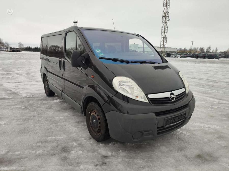 Black Opel Vivaro 2007 in Marijampole, with an engine capacity of 2.00 L and mileage of 293 thousand km for 6200 €, photo 2 on AUTOMOTO.COM.LV
