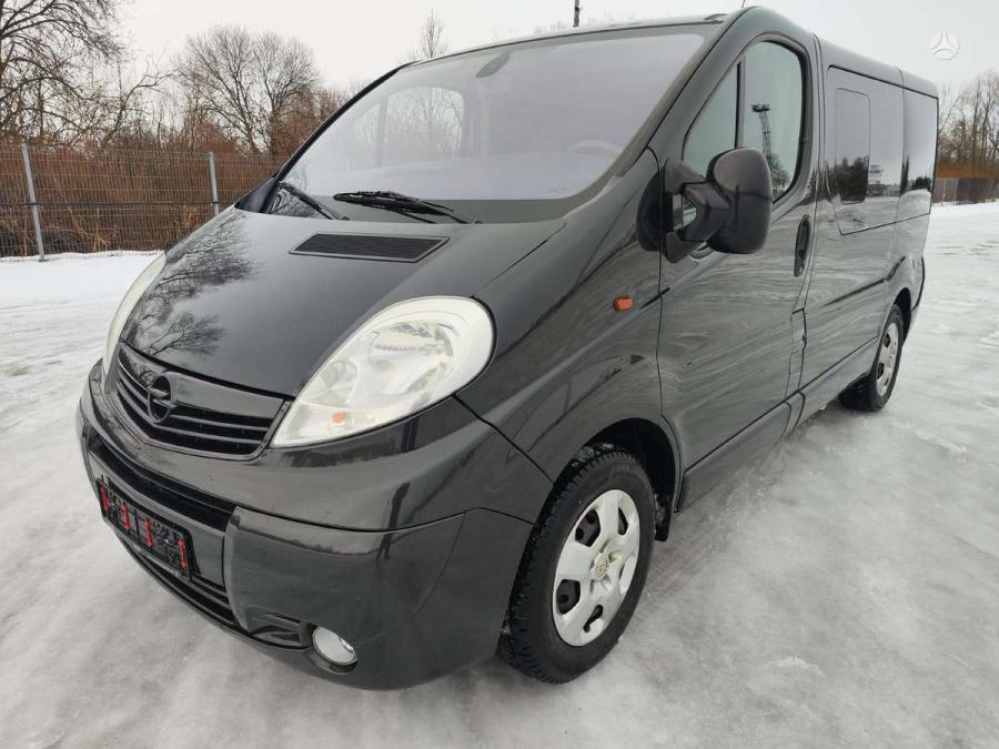 Melns Opel Vivaro 2008 Marijampole, ar dzinēja tilpumu 2.46 L un nobraukumu 256 tūkst. km par 6600 €, foto 2 vietnē AUTOMOTO.COM.LV