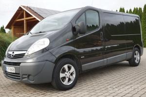Melns Opel Vivaro 2008 Bauska, ar dzinēja tilpumu 2.00 L un nobraukumu 358 tūkst. km par 5300 €, foto  vietnē AUTOMOTO.COM.LV