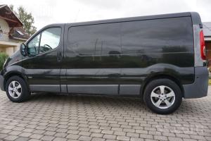 Melns Opel Vivaro 2008 Bauska, ar dzinēja tilpumu 2.00 L un nobraukumu 358 tūkst. km par 5300 €, foto 3 vietnē AUTOMOTO.COM.LV